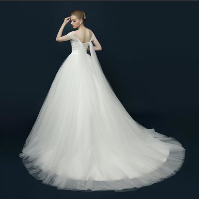 Sexy V Neck Lace Ladies Wedding Dresses with long trains / white LXHS-1288