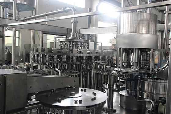 Mehrfunktionale automatische Flaschen-Füllmaschine-Hochleistung