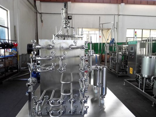 0.5-10 Ton Stainless Steel Tube Pasteurizer Machine 0.5MPa Steam Pressure