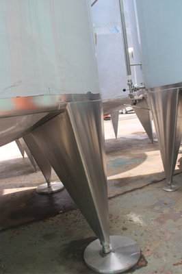 30 Ton Customized Mixing Tanks / Side Shearing  Stirring Insulated Storage Tanks