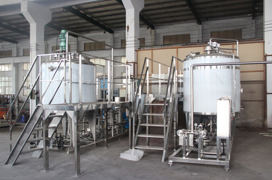 Volle automatische gekohlte Anlage des alkoholfreien Getränkes/karbonisierte die Getränke, die Maschine herstellen