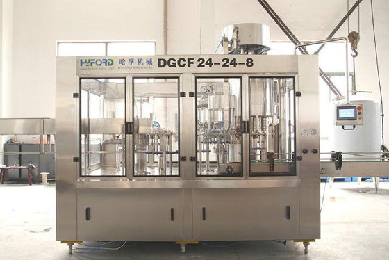 Chaîne de production remplissante automatique carbonatée par bouteille de machine de remplissage de boissons d'ANIMAL FAMILIER