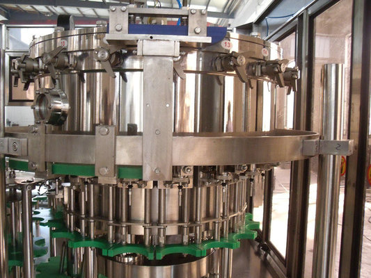La pression équilibrée a carbonaté les machines de remplissage de boîte en aluminium de machine de remplissage de boissons 220V/380V