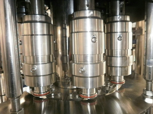 Équipement de remplissage par gravité de boisson non alcoolisée de soude/machine automatiques carbonatés 60 20000BPH principal