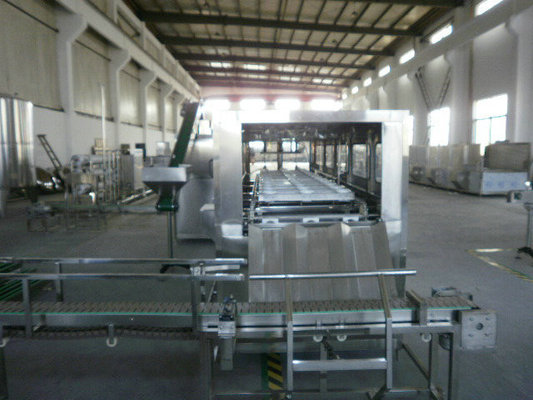 rendement de machine de remplissage de baril de boissons d'eau minérale de 450B/h 19L, automatisé et élevé