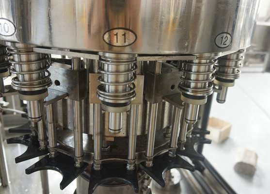 CHOYEZ la machine de remplissage d'huile végétale de bouteille avec remplir et couvrir équipement 2 in-1 linéaire