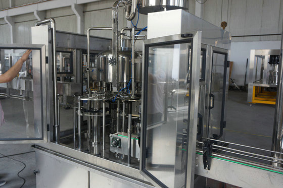 Machine de remplissage de bouteilles en verre/ANIMAL FAMILIER pour l'huile de tournesol, huile d'olive, huile lubrifiante 10000 BPH