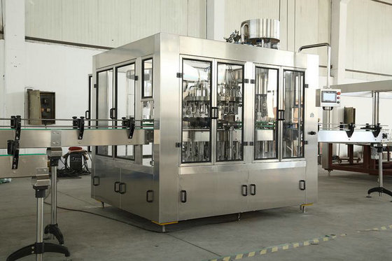 Machine de remplissage de bouteilles en verre aseptique automatique pour la sauce/miel/lait 4000B/h