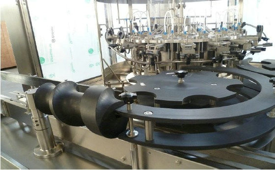 Équipement de mise en bouteilles de liquide automatique de machine de remplissage de bouteilles de pièce en t/jus/pétrole/eau minérale