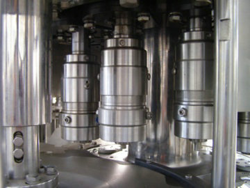 Machine de remplissage de boisson de jus de thé ou de fruit/usine remplissante 3 dans 1 pour la bouteille d'ANIMAL FAMILIER