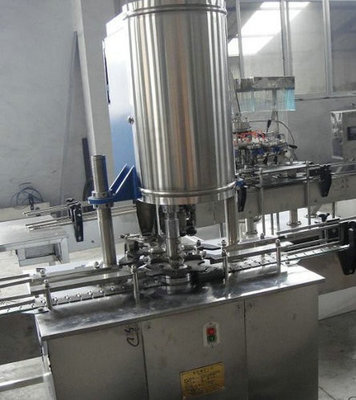 Machine de remplissage liquide de boissons non alcoolisées/jus de fruit