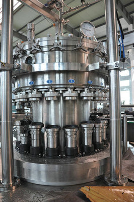 Machine de remplissage liquide de bruit fait sur commande, boisson de kola de soude/plante remplissante de jus par le contrôle pneumatique