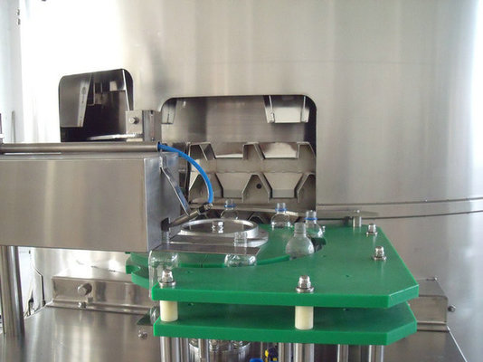 La machine de commande/trieuse de bouteille automatique pour l'ANIMAL FAMILIER met la chaîne de production remplissante