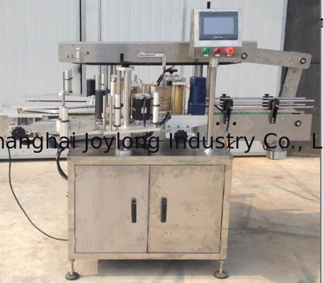 Round And Flat Borrles Beverage Filling Line , Single Sided Bottle Sticker Labeling Machine