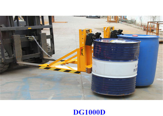 Rubber - belt Forklift Drum Grabber with Attached Safety Chain / Cam Lock