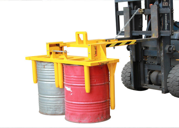 800KG Load Capacity DForklift Drum Grabber Mechanical Operation , Forklift Grabber Attachment