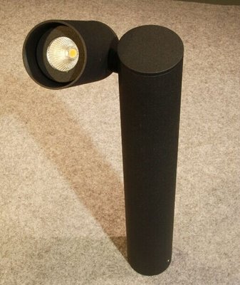Led lamp with COB led spot pole light