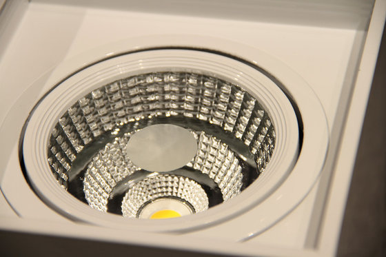 10W 700LM 2700K Warm White 4inch Squre Shape Of Surface Mounted LED Downlight