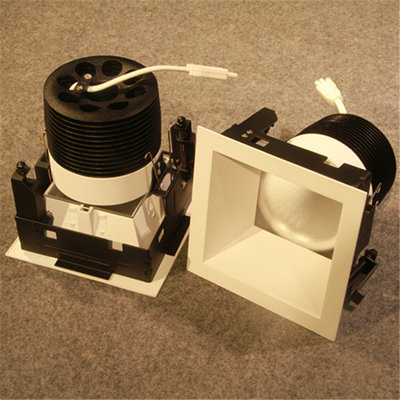 Square LED ceiling lights with 20w high power, low UGR, antiglare feature
