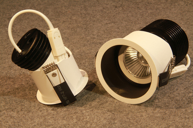 2016 New Design 15W 1150LM COB LED Downlight With Reflector Warranty 3 Years