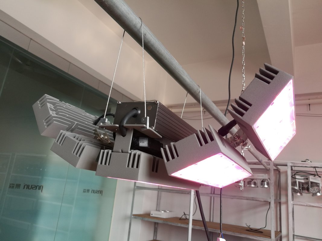 150W Plant light led hanging grow light for greenhouse  vegetable growing RGB rLED horticulture lighting 85% save energy