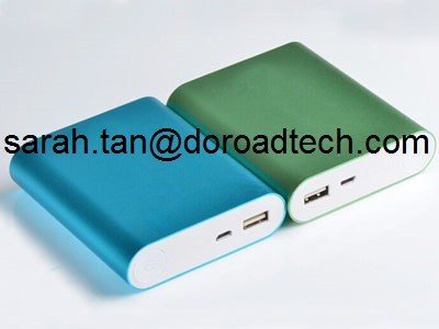 HOT! 10400mAh Portable Power Bank Metal Ultra-thin Charging Power Bank for Digital Device