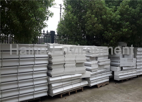 Reinforced Polypropylene Material Vane Pack Mist Eliminator , Vane Mist Extractor For Industrial Smoke Filter