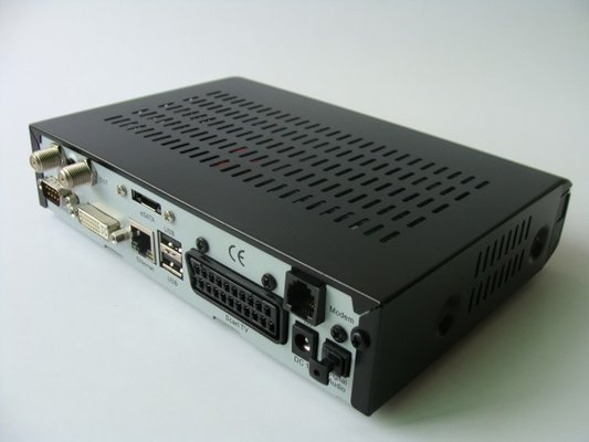 Favorable DVB S2 tarjeta SIM 2,10 del sintonizador de las MONTAÑAS M del set-top box dm800s de Dreambox 800hd