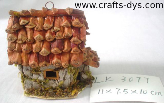Handmade small house,size:13×7×10cm,Natural material holiday decoration and home decoration