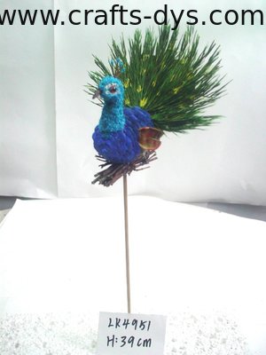 Handicraft peacock,Holiday decoration and ornaments,Natural material holiday gifts and home decoration