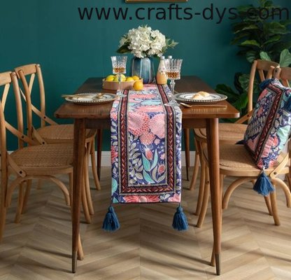 Table flag，Nordic light much wind embroidery table flag square tablecloth restaurant dining table cloth creative persona