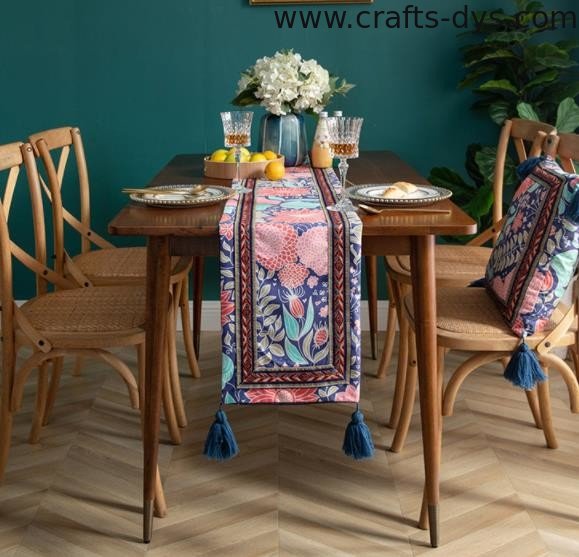 Table flag，Nordic light much wind embroidery table flag square tablecloth restaurant dining table cloth creative persona