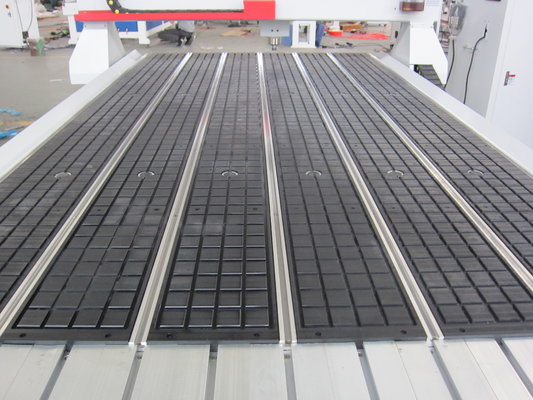 1325 Inexpensive Standard CNC Routing Machine with Vacuum Table