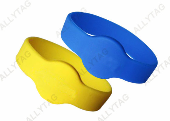 Passive NFC Tag13.56mhz RFID Silicone Wristband Waterproof For Mental Hospital