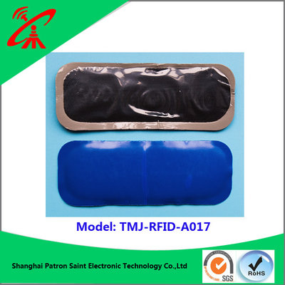 China Antenna Material Silicone Blue Rfid Smart Label For Garments UHF 860 - 960 MHz supplier