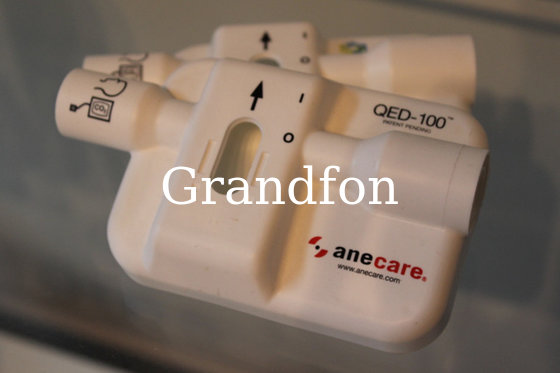 low cost air pressure shoes two color pad printing with conveyor