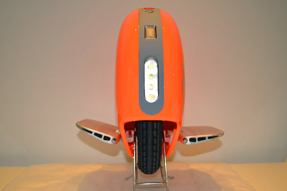 Round Design Unicycle Electric Scooter 350W Brushless Motor One Wheel Scooter With Bluetooth Front And Back LED Lights