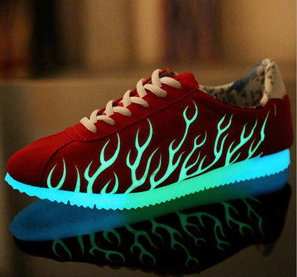 China Comfortable LED Light Up Sneakers Full Size 36 - 44 Durable And Anti - Slip supplier