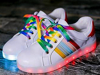 China 2018 Best Christmas Gift USB Light Shoes supplier