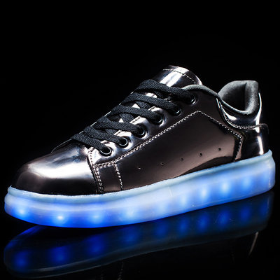 Endurable Adult Light Up Shoes , Sneakers With Light Up Soles Wear - Resistant supplier