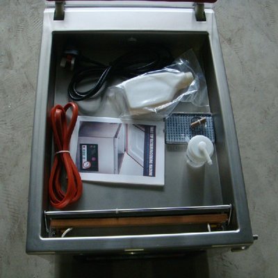 DZ350 Vacuum Packaging Machine 
