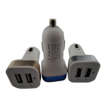 White 5V 3.1A Dual USB Car Charger