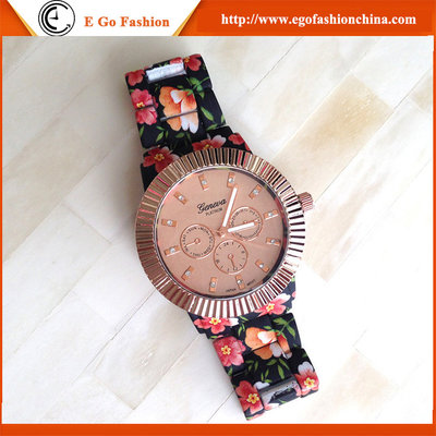 Fashion Business Watch for Office Lady Women Watches Quartz Analog Watch Geneva Watch New