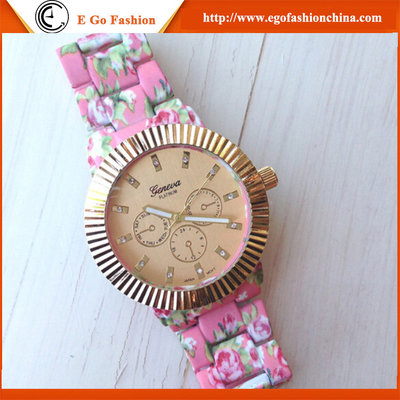 Fashion Business Watch for Office Lady Women Watches Quartz Analog Watch Geneva Watch New