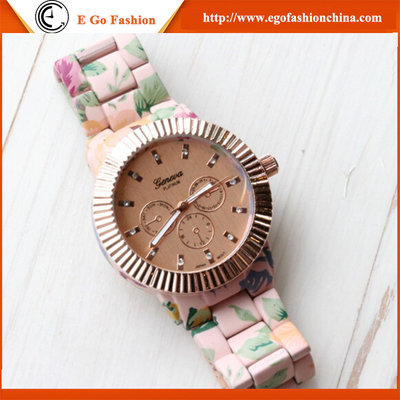 Fashion Business Watch for Office Lady Women Watches Quartz Analog Watch Geneva Watch New