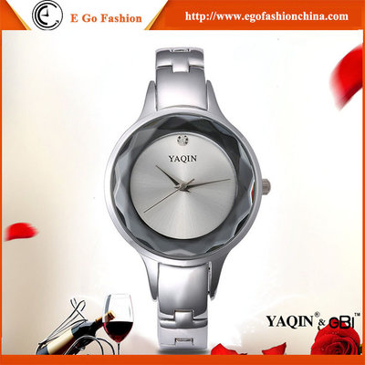 YQ02 Vintage Bracelet Watch Jewelry Watches for Woman Lady Watch Round Dial Dress Watches