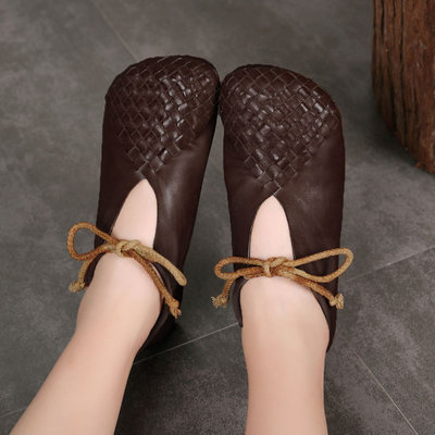 S019 Autumn new leather single shoes women's ethnic style woven flat-heel soft-soled comfortable lace-up leather shoes