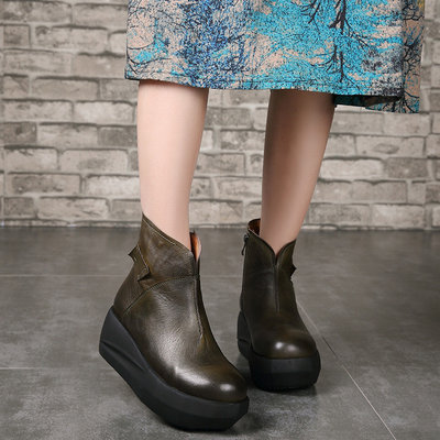 S033 Round-toe flat-bottomed women's boots, top layer cowhide, autumn and winter new one-piece Martin boots, leather