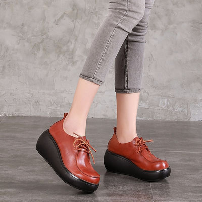 S055 Retro round toe women's shoes, first layer leather lace-up, thick-soled wedge single shoes, non-slip new products