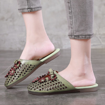 S062 Summer new product leather three-dimensional flower retro double-layer bowknot hollow flat bottom female sandals